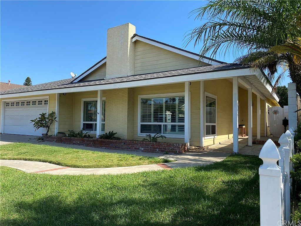 3394 Fuchsia St, Costa Mesa, CA 92626 | Zillow