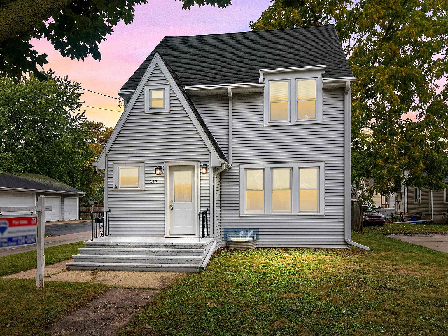 219 N Story St, Appleton, WI 54914 | MLS #50281728 | Zillow