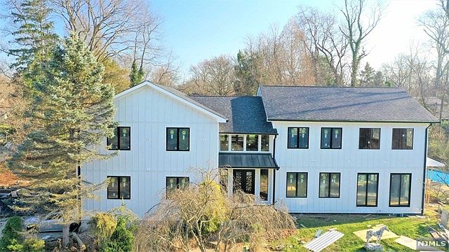 315 Schraalenburgh Rd, Closter, NJ 07624 | Zillow