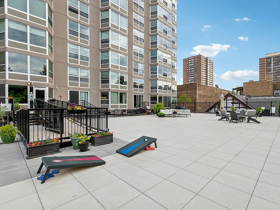 720 W Gordon Terrace - 720 W Gordon Ter Chicago IL | Zillow