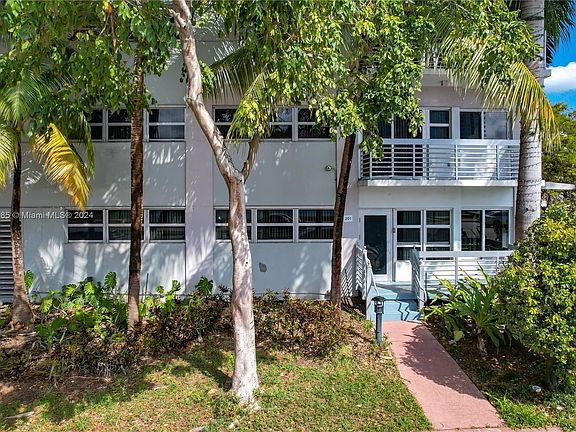 4332 Collins Ave APT 201, Miami Beach, FL 33140 | Zillow