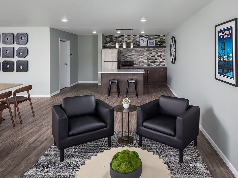 Red Rock Square II - 175 Red Rock Xing Newport MN | Zillow