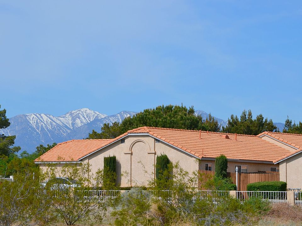 Desert Villas - 15434 Sequoia St Hesperia CA | Zillow
