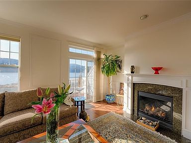 136 Hudson Pointe Dr, Poughkeepsie, NY 12601 | Zillow