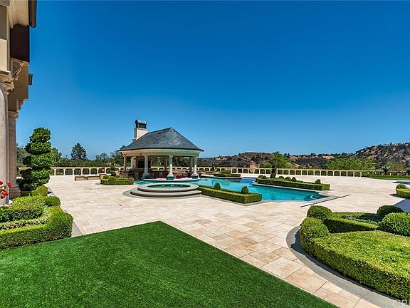 25220 Walker Rd, Hidden Hills, CA 91302 | MLS #SR21128925 | Zillow