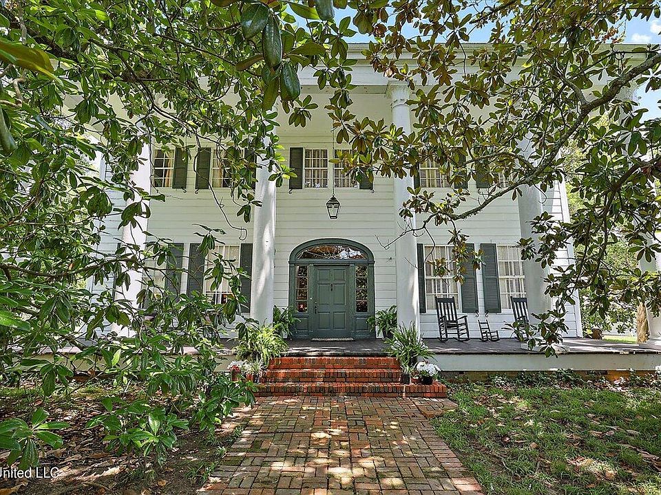 8892 Gary Rd, Byram, MS 39272 | MLS #4053455 | Zillow