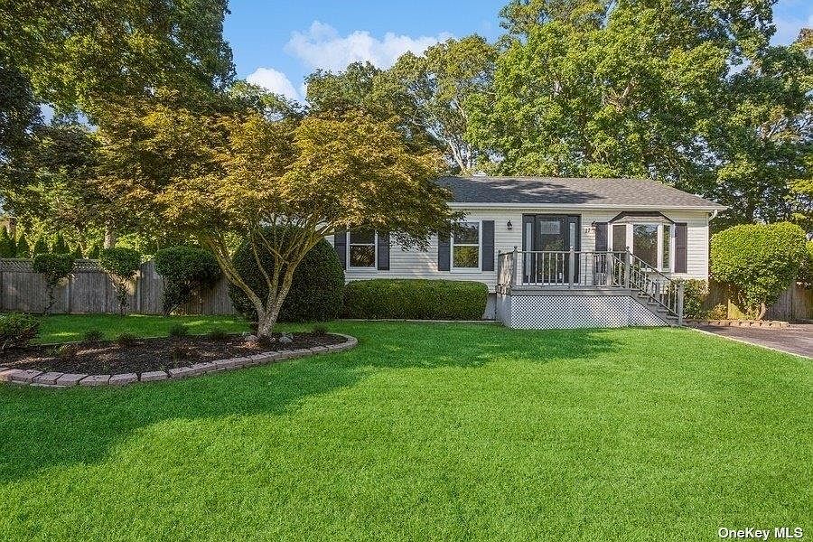 17 Pennant Drive, Mastic Beach, NY 11951 | Zillow