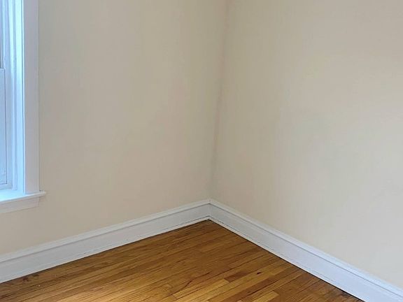 4935 W 18th St #1E, Cicero, IL 60804 | Zillow