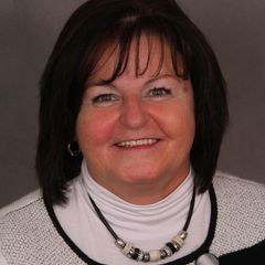 Colleen Brunelle - NY Licensed Assoc. R.E. Broker - Real Estate Agent ...