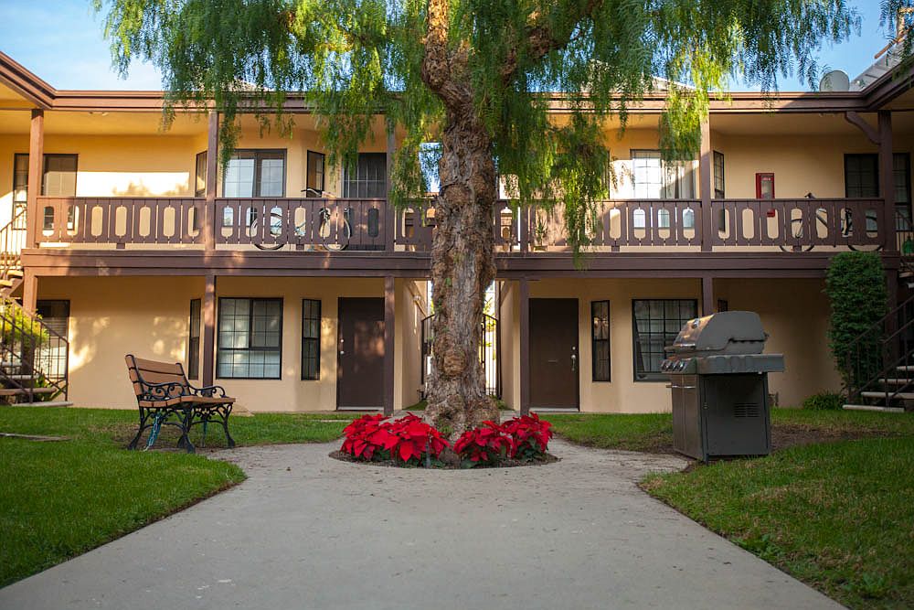 1821 Pacific Coast Hwy # 1BD Ensuite Bath - 550sqft, Hermosa Beach, CA ...