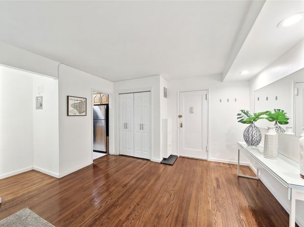 Queens NY Condos & Apartments For Sale - 3288 Listings | Zillow