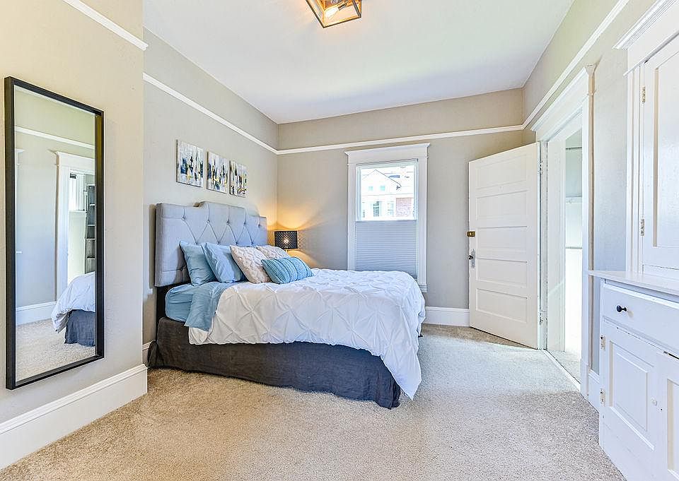 822 6th Ave N - 822 6th Ave N Seattle WA | Zillow