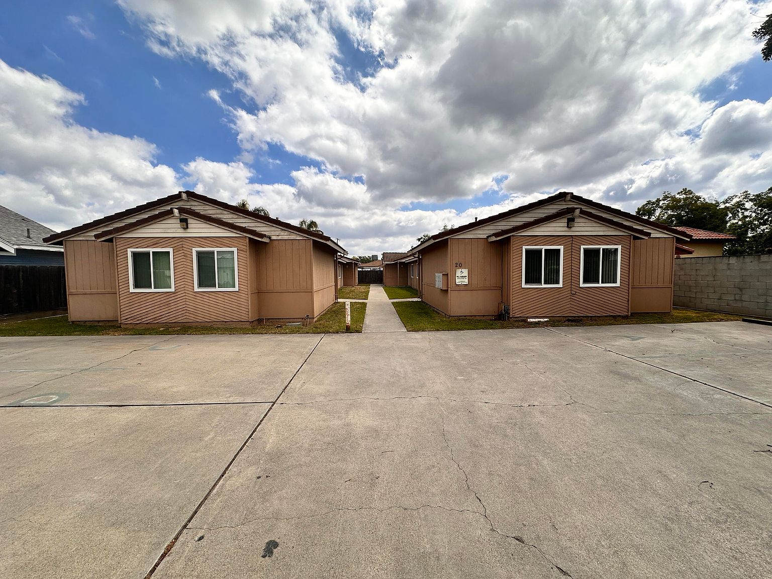 20 N Lemoore Avenue, Lemoore, CA 93245 | Zillow