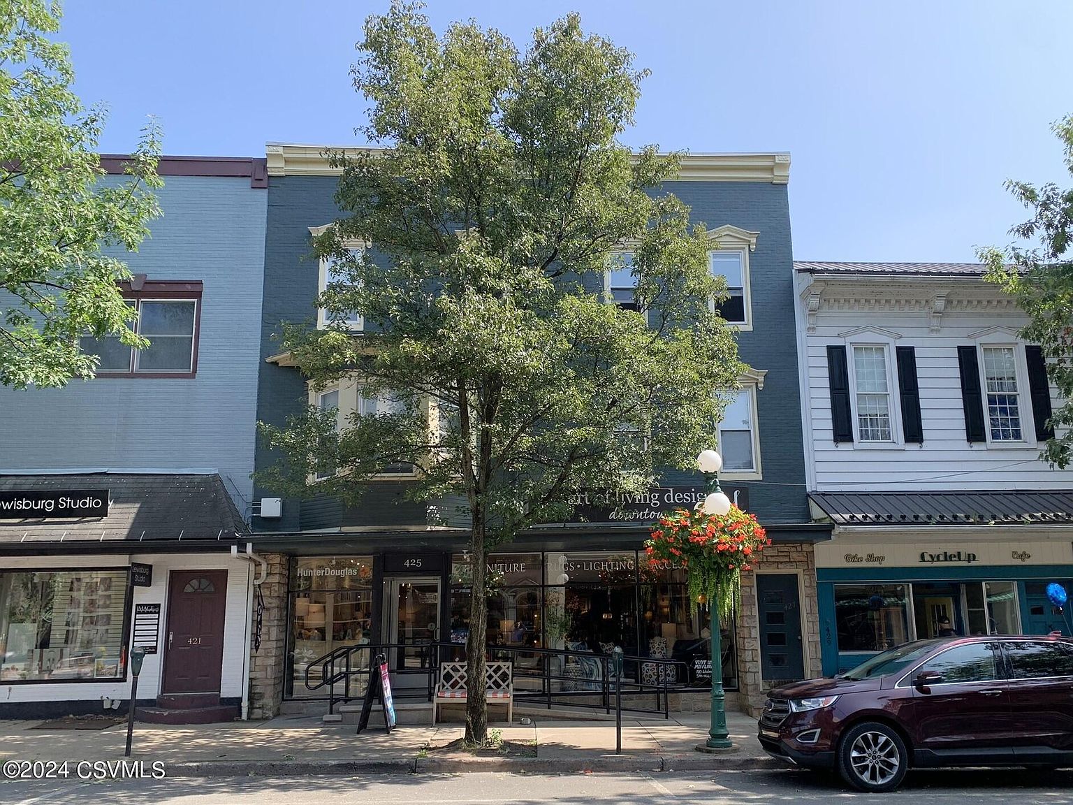 425 Market St, Lewisburg, PA 17837 | Zillow