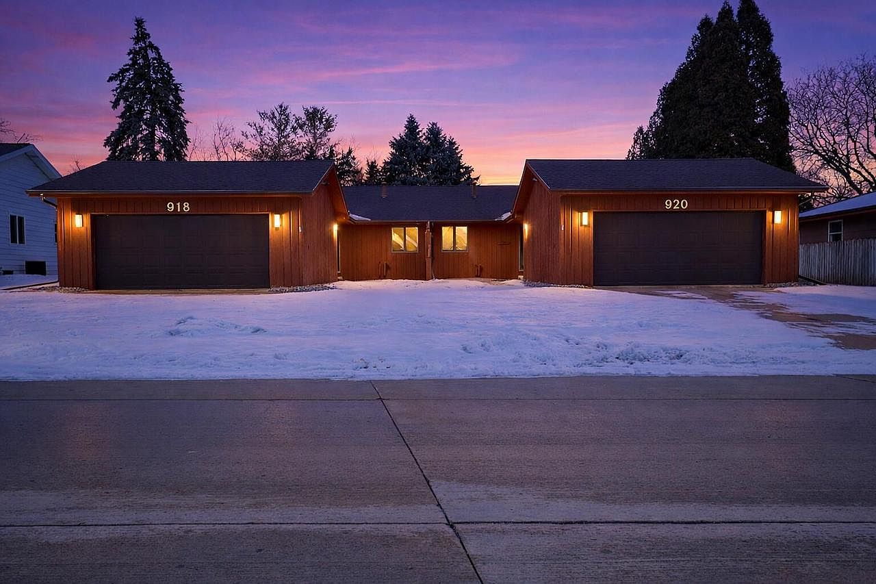 918-920 E Windfield PLACE, Appleton, WI 54911 | Zillow