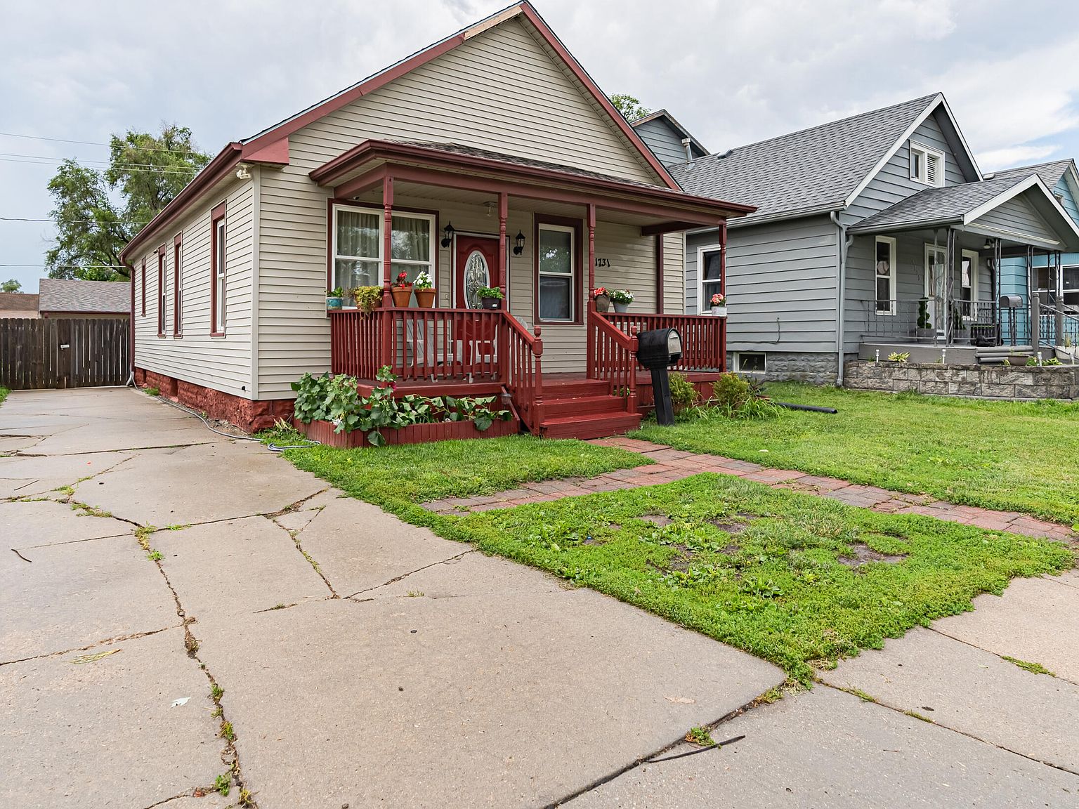 1731 5th Ave, Council Bluffs, IA 51501 | Zillow