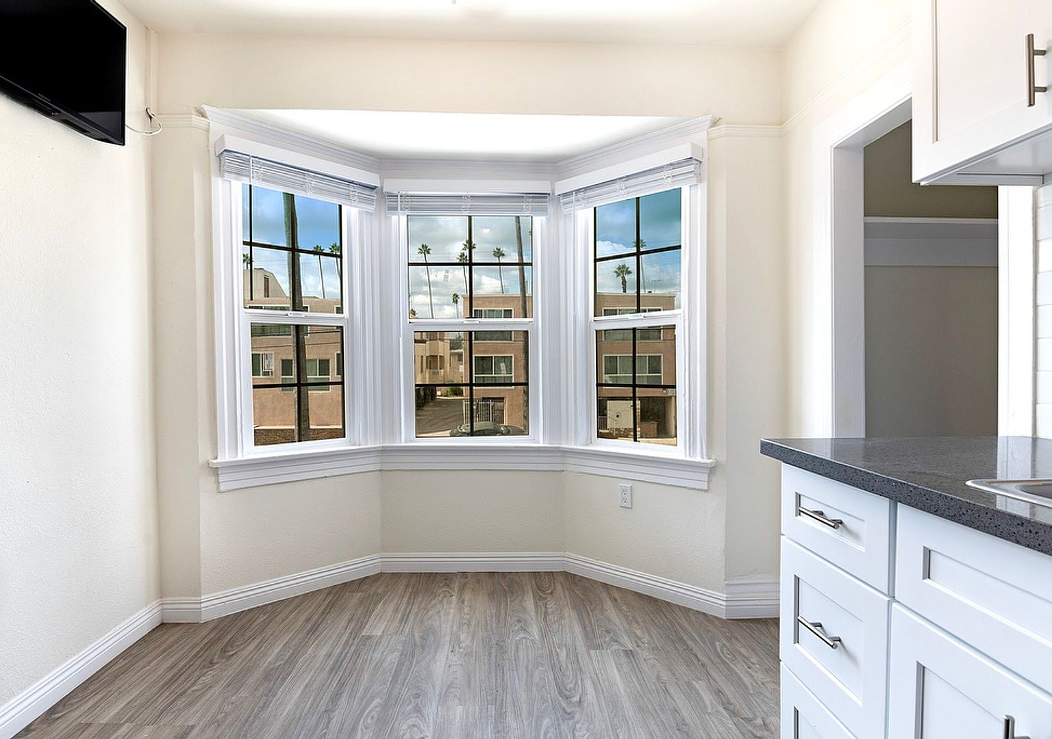 1732 N Wilton Place Live Frk STUDIO 2, Los Angeles, CA 90028 | Zillow