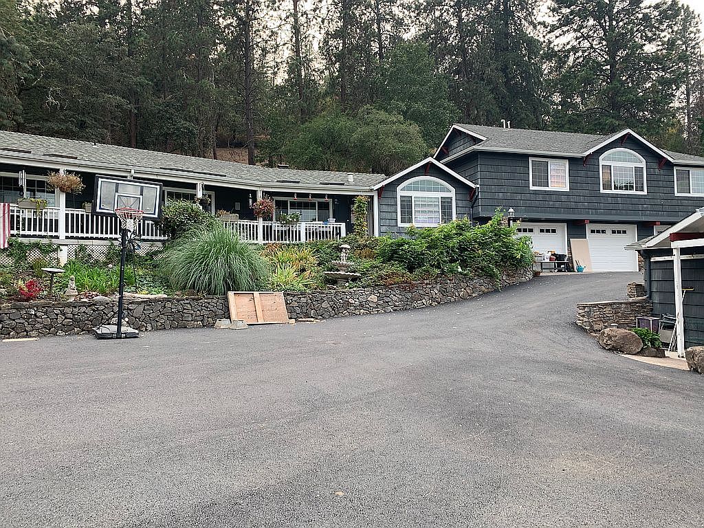 3783 Old Stage Rd, Central Pt, OR 97502 | Zillow