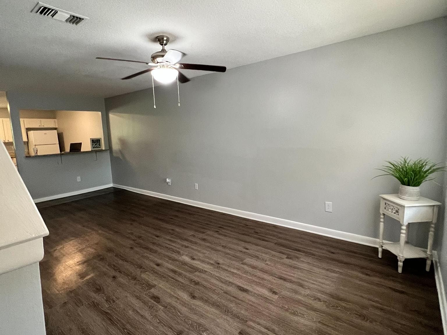 2010 E 148th Ave APT 1, Lutz, FL 33549 | Zillow