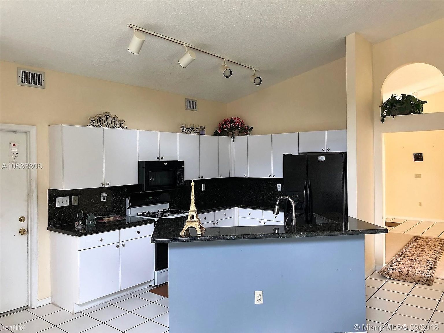 19303 NW 87 Court Cir, Hialeah, FL 33018 | Zillow
