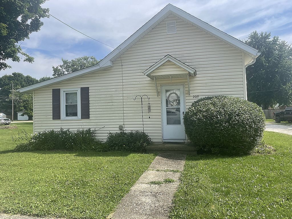 209 W Troy St, Saint Paris, OH 43072 | Zillow