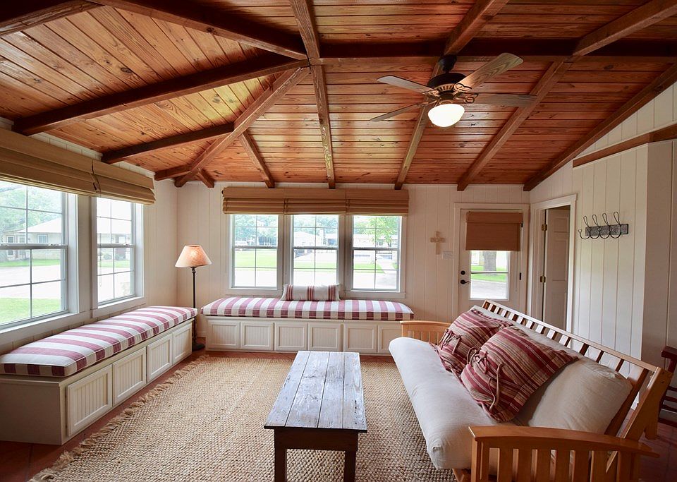 116 Casa Bonita Ln S Hunt TX | Zillow