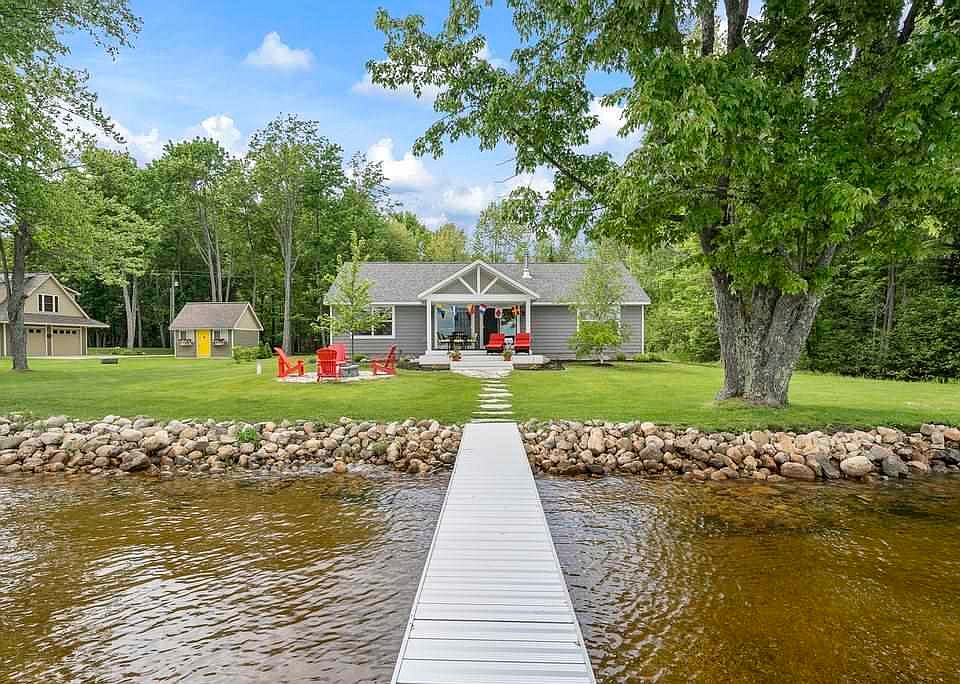 9400 Silver Strand Rd, Levering, MI 49755 | Zillow