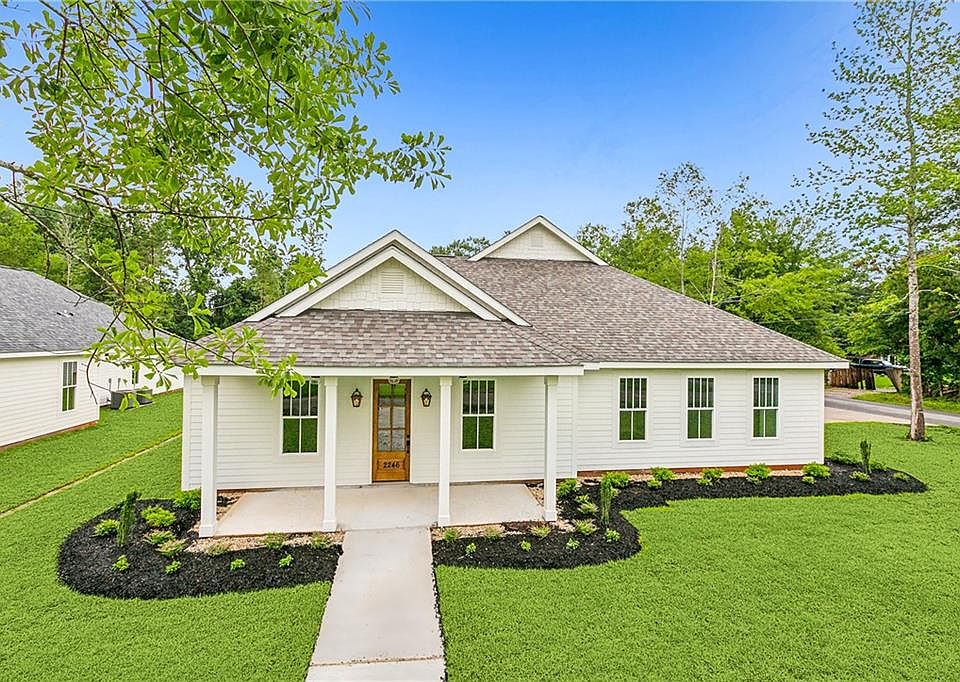 2246 Caroline St, Mandeville, LA 70448 | MLS #2445761 | Zillow