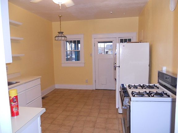 123 Maple St SE, Albuquerque, NM 87106 | Zillow