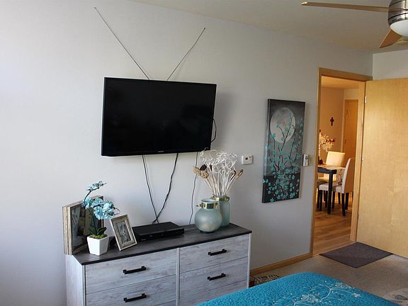 8206 Starr Grass Drive UNIT 308, Madison, WI 53719 | MLS #1966482 | Zillow