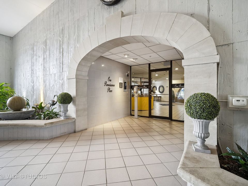 One Renaissance Place - 1 Renaissance Pl Palatine IL | Zillow