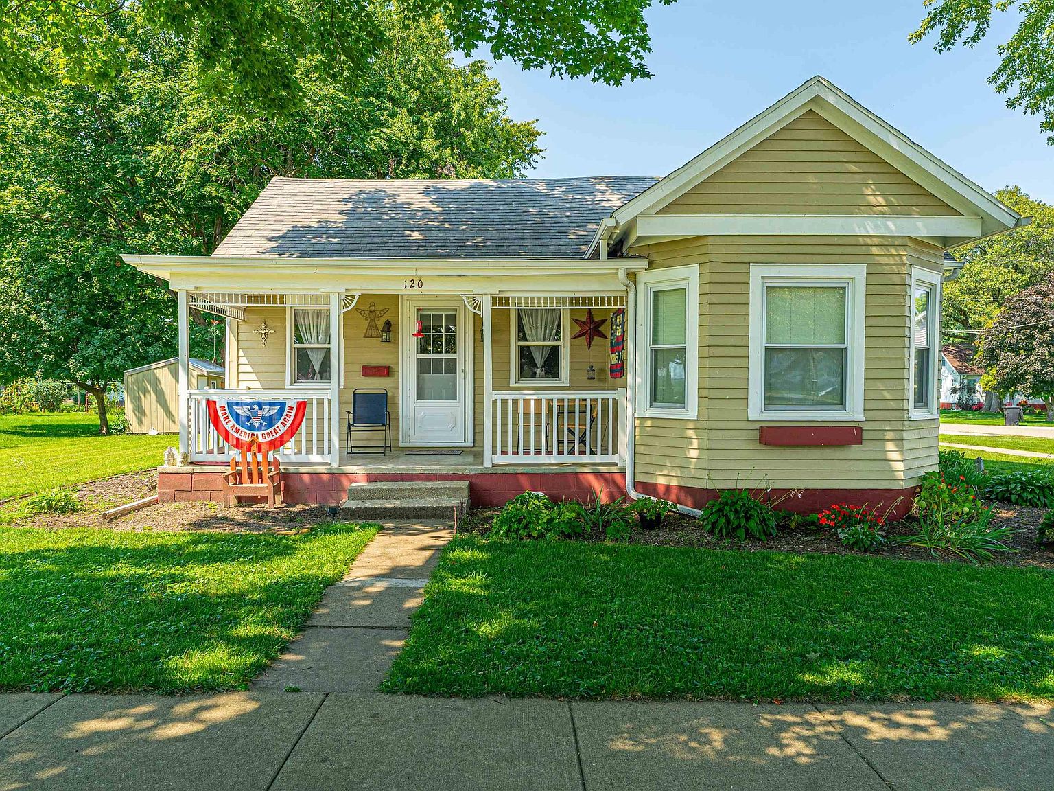 120 W Corn St, Emden, IL 62635 | Zillow