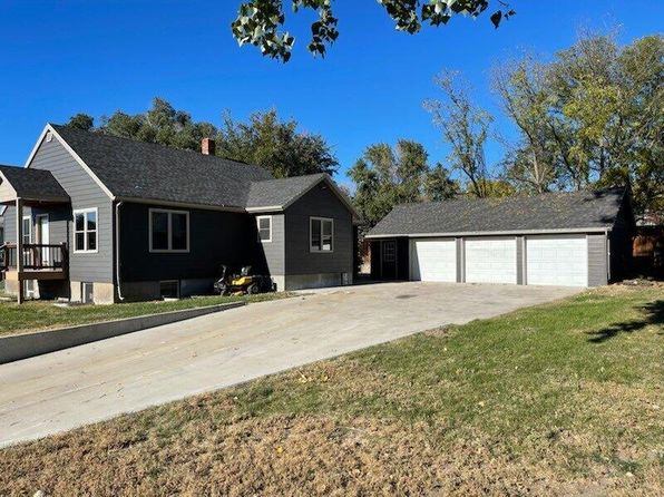 Pierre SD Real Estate - Pierre SD Homes For Sale | Zillow