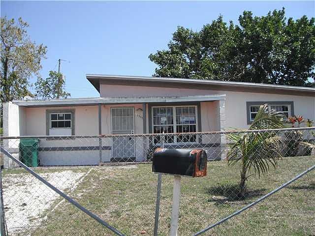 12535 NW 21st Pl, Miami, FL 33167 | Zillow