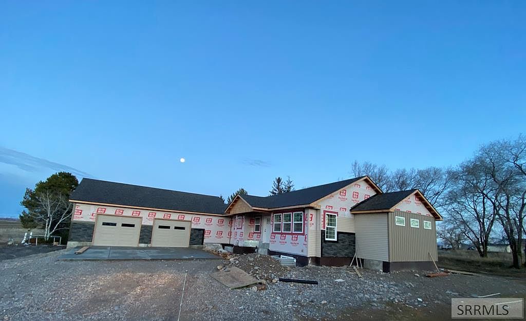 206 N 3600 E, Rigby, ID 83442 | Zillow