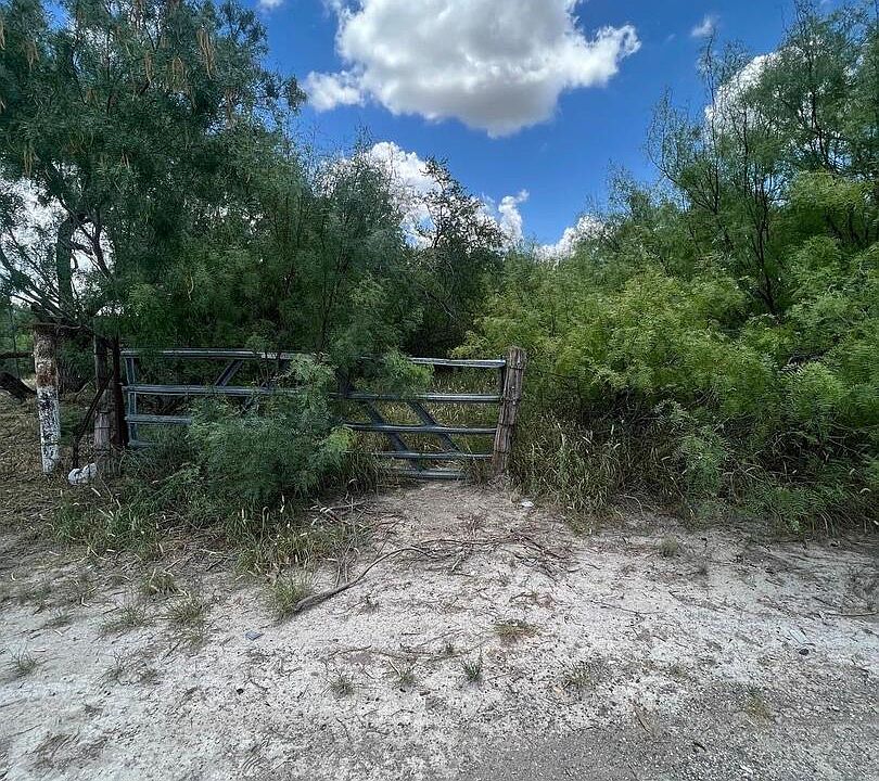 0 Las Palmas Ave. LOT 143, Crystal City, TX 78839 | MLS #1792930 | Zillow