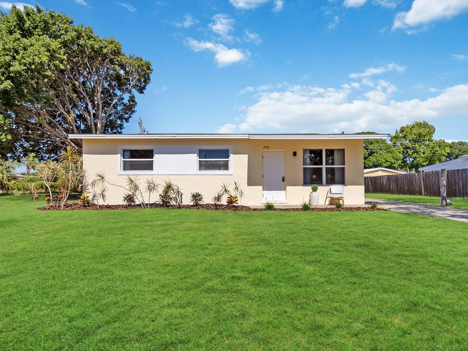 2908 Emory St, Melbourne, FL 32901 | Zillow