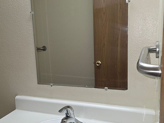 1616-1618 W Lombard St #A/B, Springfield, MO 65806 | Zillow