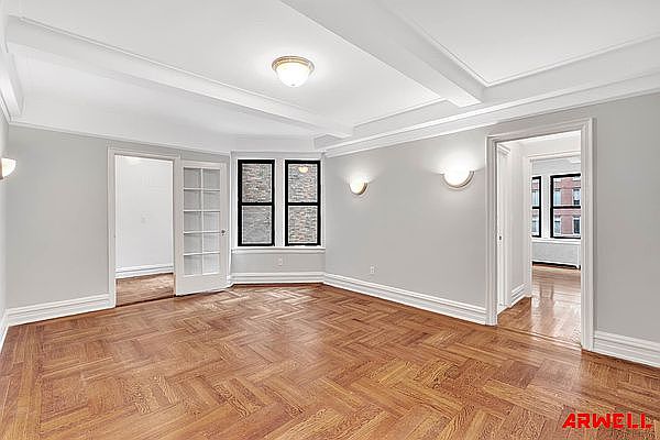 311 E 72nd St APT 2D, New York, NY 10021 | Zillow