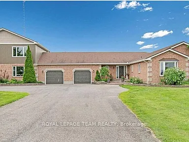 11060 County Road 3 Rd North Dundas ON | Zillow