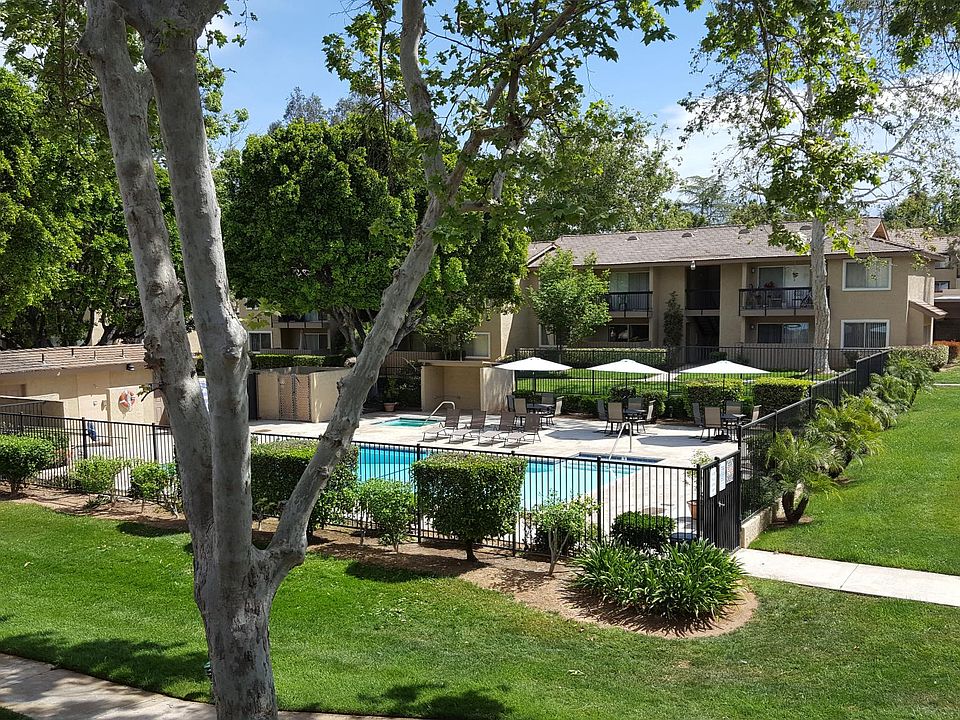 The Redlands Apartments - 1075 W State St Redlands CA | Zillow