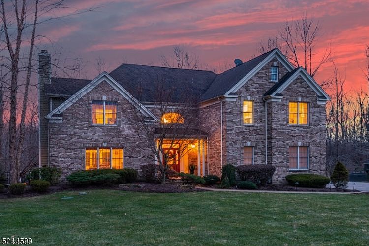 2 Shadowbrook Way, Mendham, NJ 07945 | Zillow