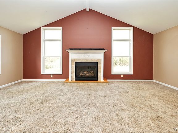 1000 Sturgeon Point Rd, Derby, NY 14047 | MLS #B1574571 | Zillow