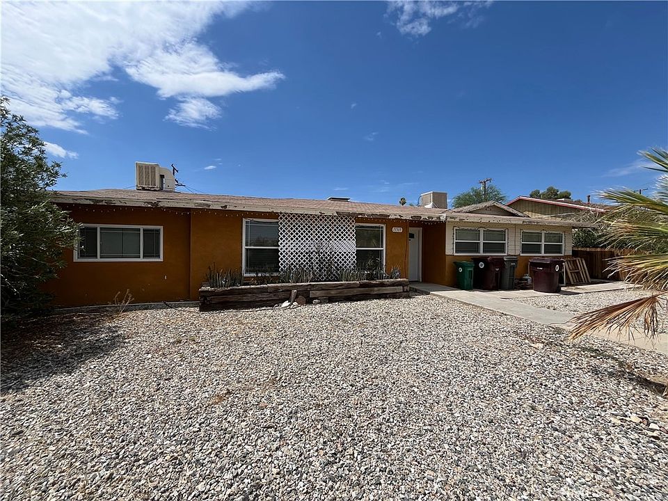71569 Cactus Dr, Twentynine Palms, CA 92277 | MLS #JT24149697 | Zillow