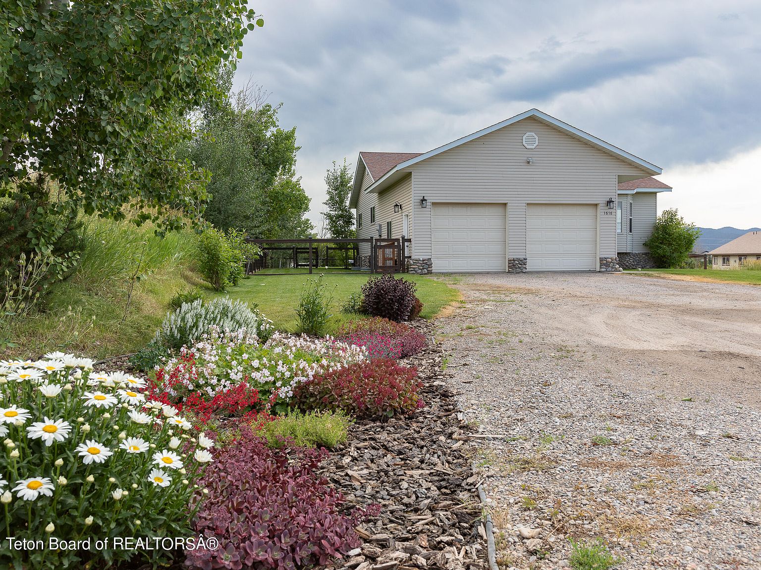 1616 County Road 118, Star Valley Ranch, WY 83127 | MLS #23-1707 | Zillow