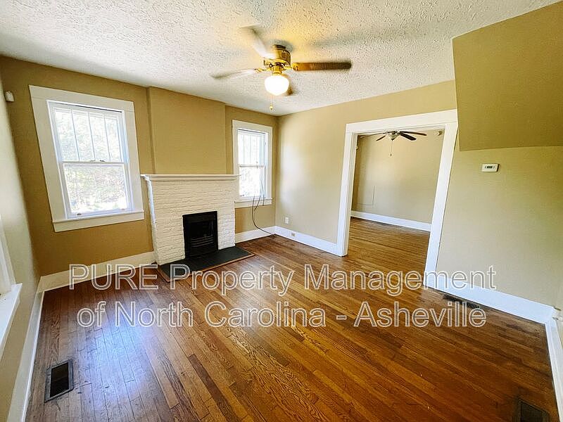 221 Blue Ridge St, Marion, NC 28752 | Zillow