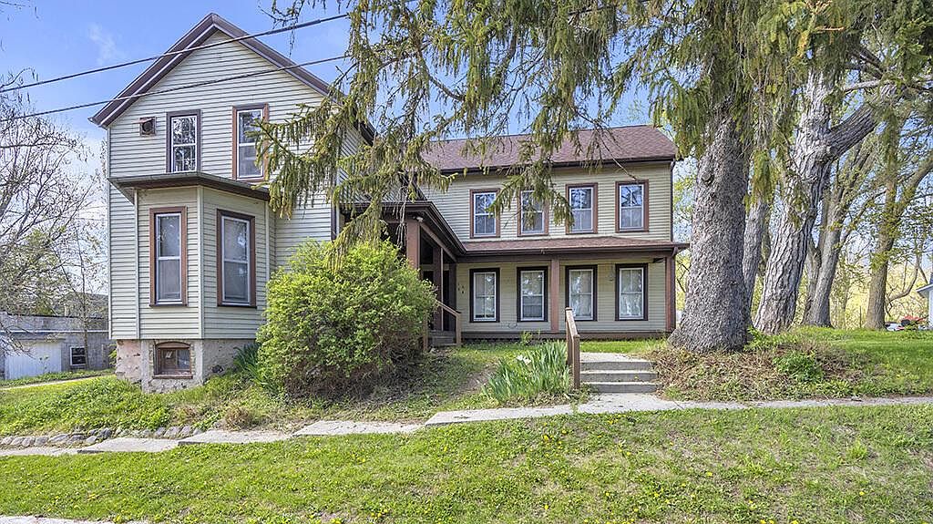 N8120 Franklin ROAD, Plymouth, WI 53073 | Zillow