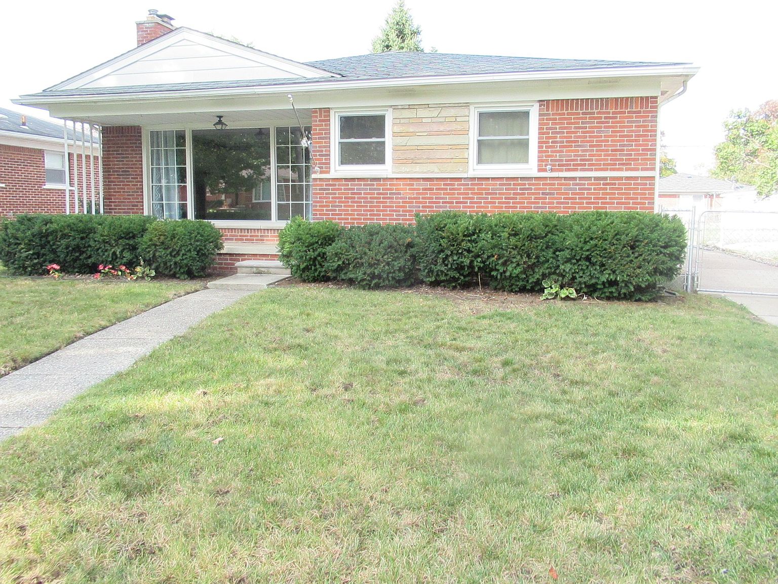 13469 Garfield, Redford, MI 48239 | Zillow