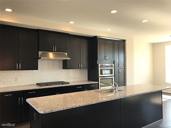 2715 S Spurway Dr, Ann Arbor, MI 48105 | Zillow