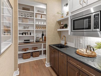 16 Chimney Ridge Dr, Loveland, OH 45140 | Zillow